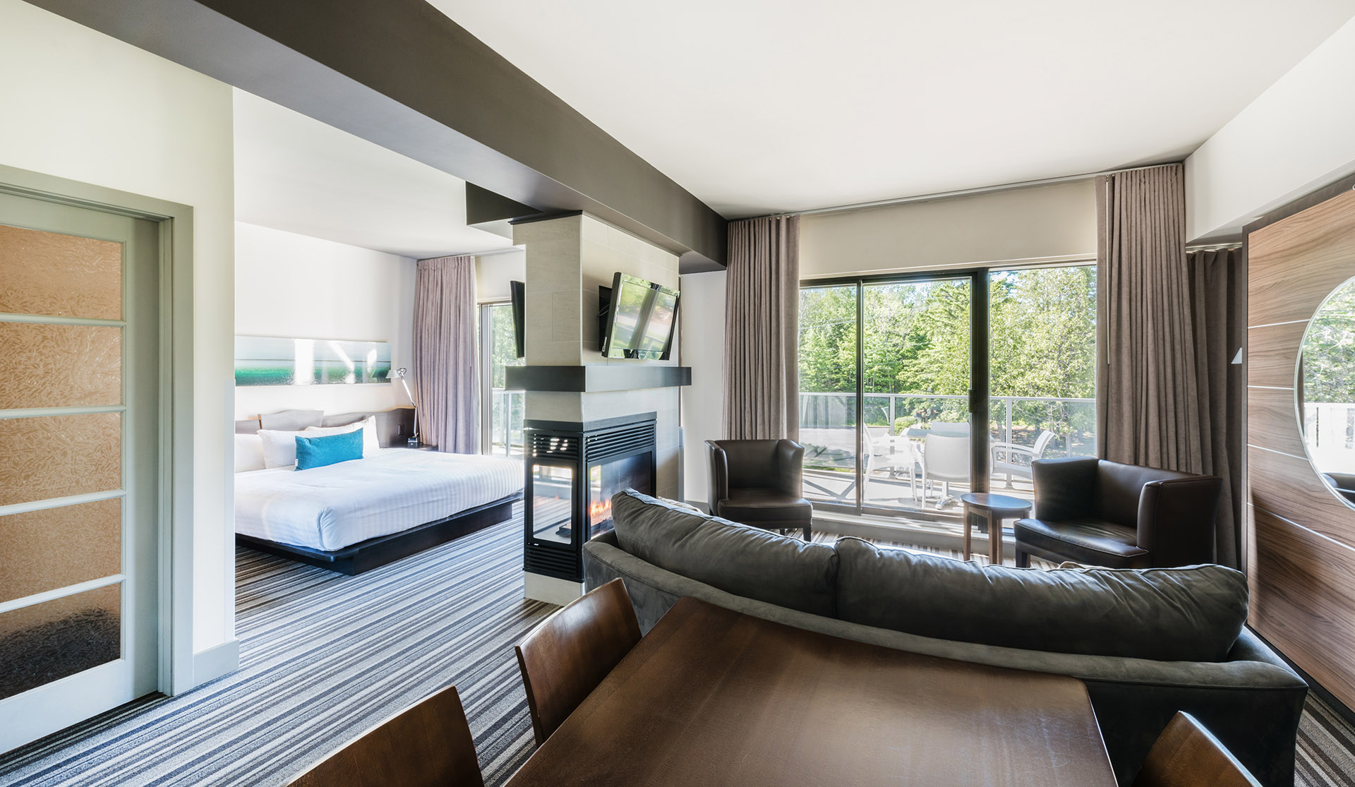 Suite Évolution, vue sur le jardin - Hôtel Estérel Resort - Laurentides Suite Évolution, vue sur le jardin - Hôtel Estérel Resort - Laurentides
